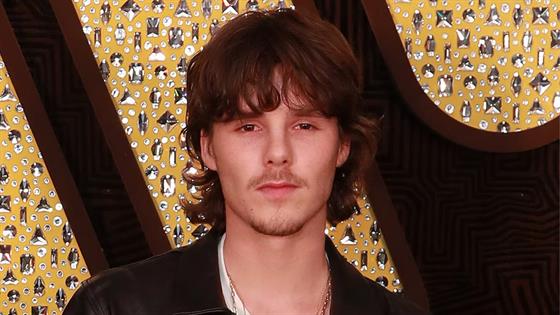 Cruz Beckham Subtly Reacts to Brooklyn Beckham-Victoria Beckham ...