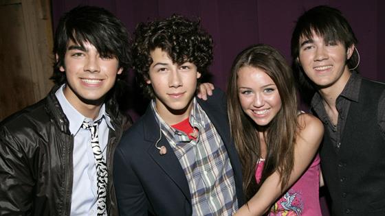 Miley Cyrus Details Touring With Ex Nick Jonas for Hannah Montana Tour