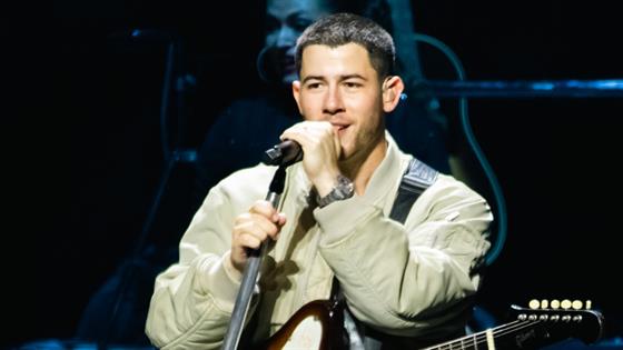 Nick Jonas Runs Off Stage During Concert After Being Targeted by Laser ...