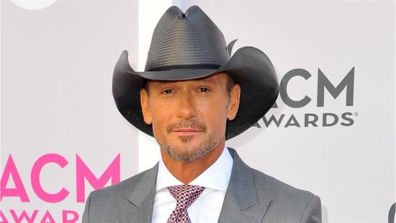 Shirtless Tim McGraw Will Make You Do a Double Take
