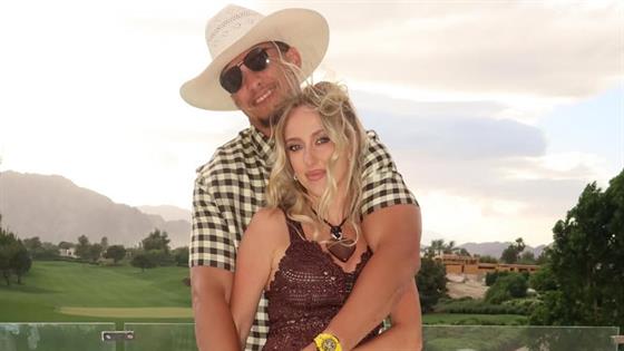 Brittany Mahomes Shares Cheeky Photo With Patrick Mahomes From ...
