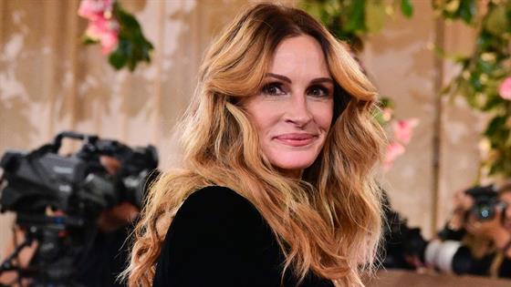 Golden Globes 2026: Julia Roberts Details “Life-Affirming” Party With ...