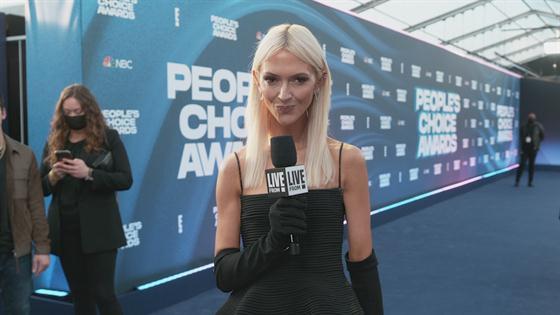 Zanna Roberts Rassi - 2022 People's Choice Awards E! Glambot