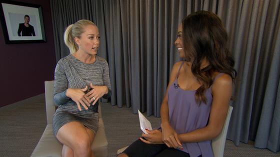 Kendra Wilkinson Plays "What Would Kendra Do?" Game