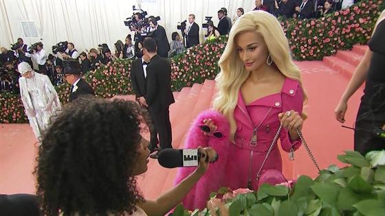 Kacey Musgraves Is Life-Size Barbie at Her Met Gala Debut