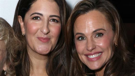 D'Arcy Carden Shares What It's Like Working With Jennifer Garner